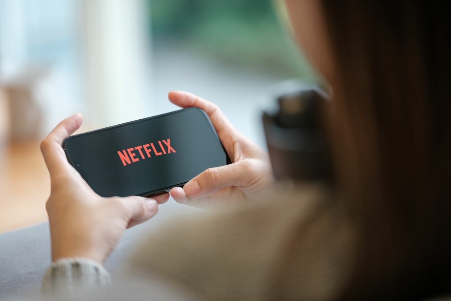 Netflix recebe críticas por veicular documentário controverso sobre ...
